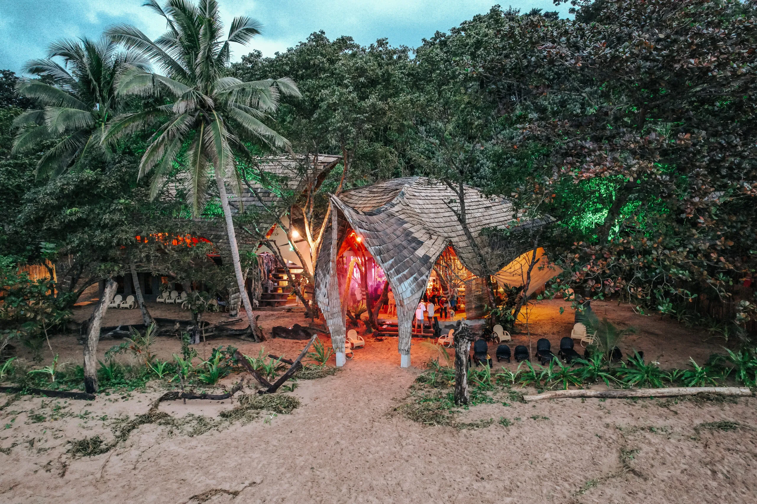 Taran Beach Club | Tao Philippines